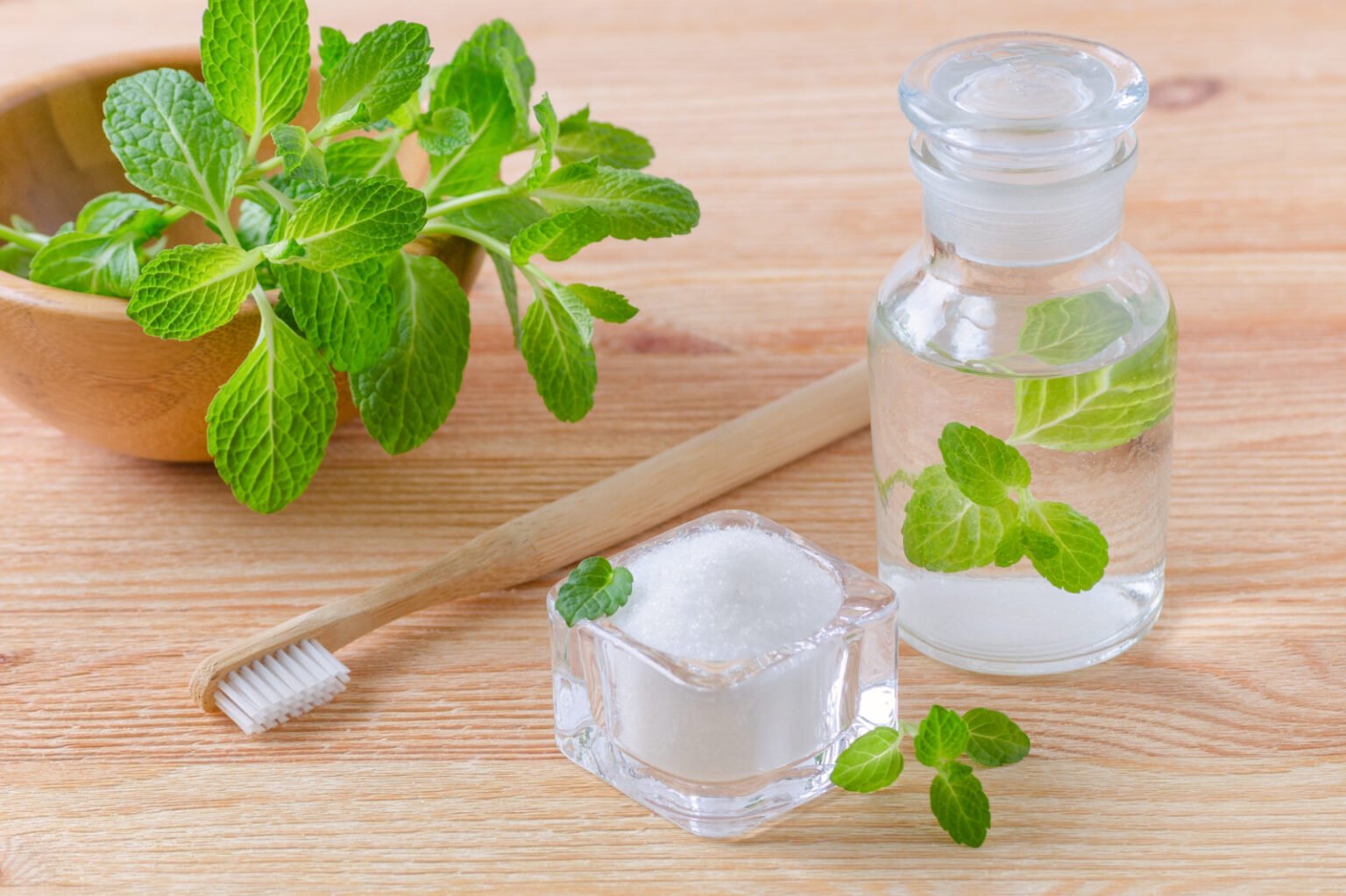 Pyorrhea :Types, Causes, Symptoms, and Home Remedies